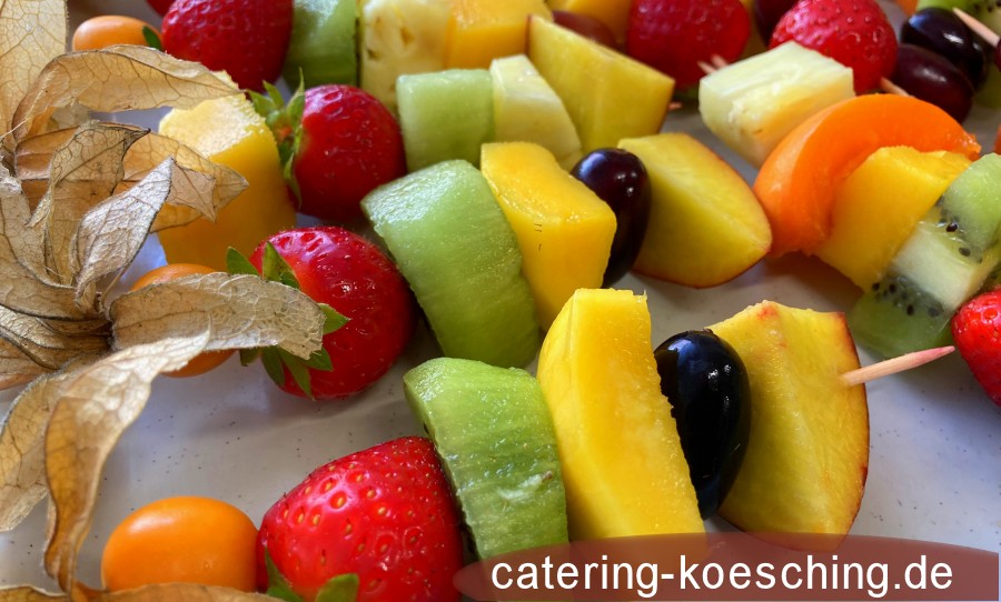 Roberts Gaumenfreuden - Catering Kösching - Speisekarte - Obstspieße